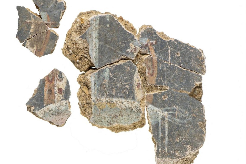 Largest Painted Roman Wall Plaster Found in London Reconstructed by ...