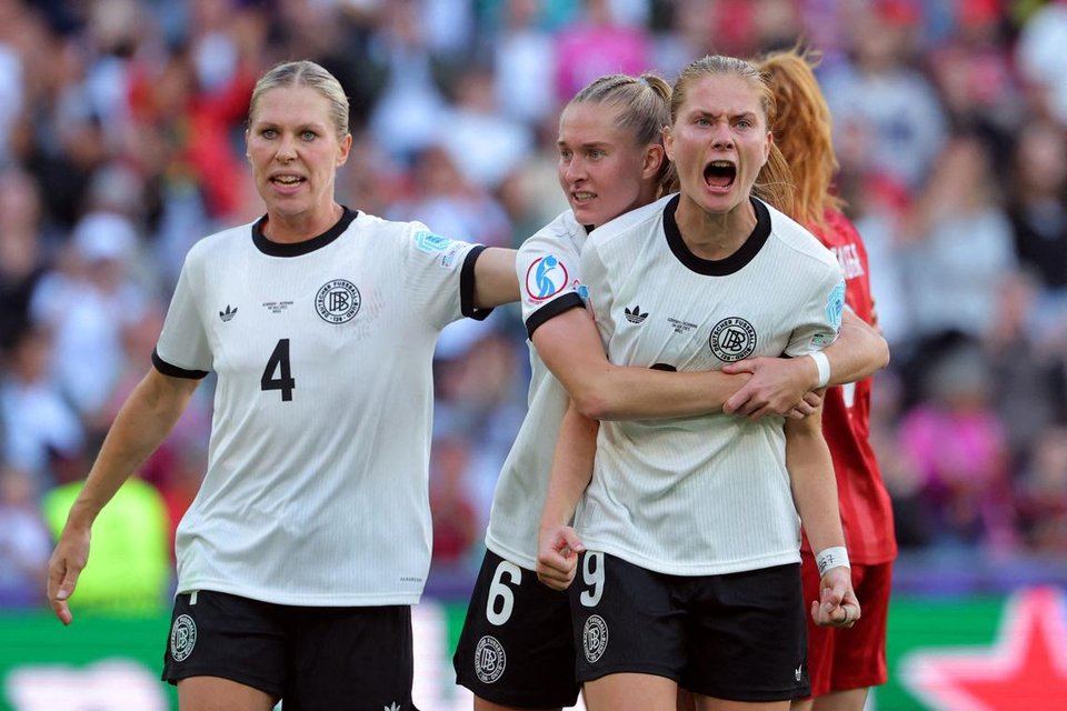 Germany Beats Denmark 2-1 at Women’s Euros Thanks to Massive Fan ...