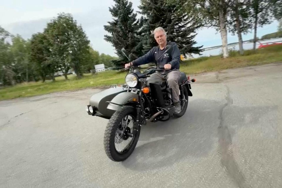 Putin Gifts Ural Motorcycle to Anchorage Man During U.S.-Russia Summit