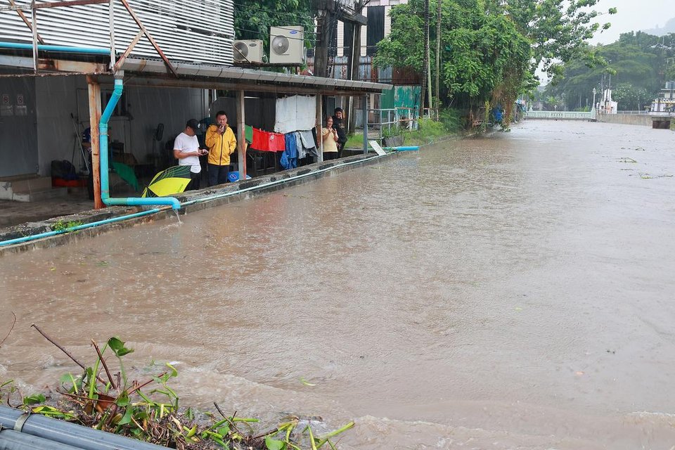 Flood Warning Issued in Phuket Amid Heavy Rain and Rising Water Levels ...